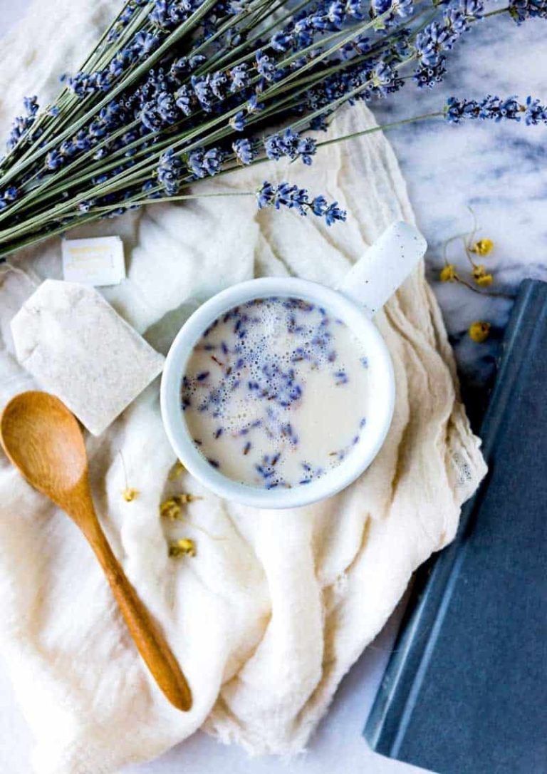 21 Teas That Help You Sleep Well - The Best Bedtime Drinks